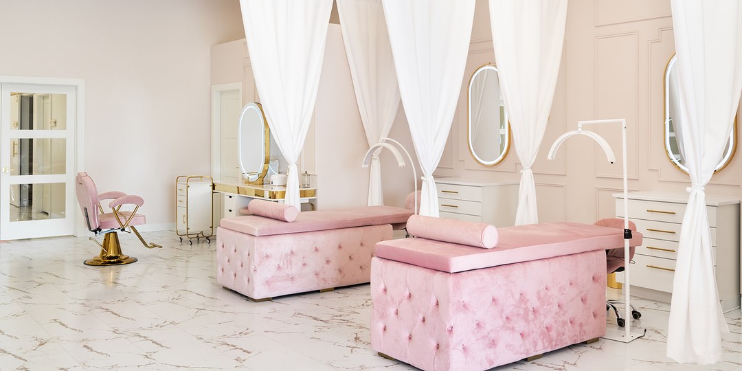 About Us | Lash Love Beauty Bar